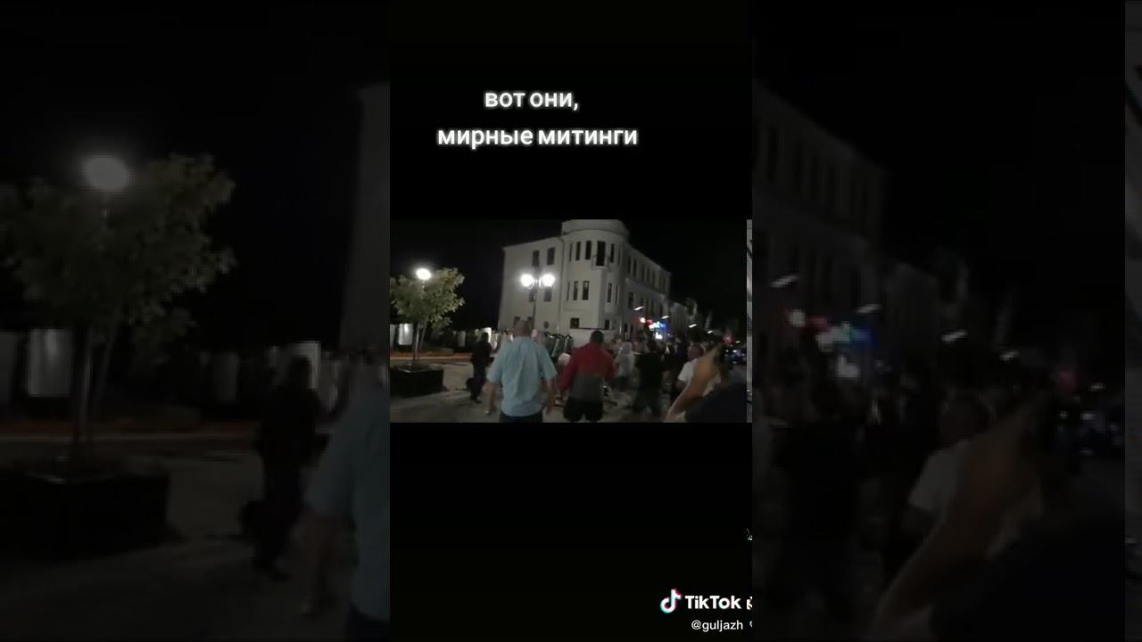Исключительно мирные митингующие в Беларуси