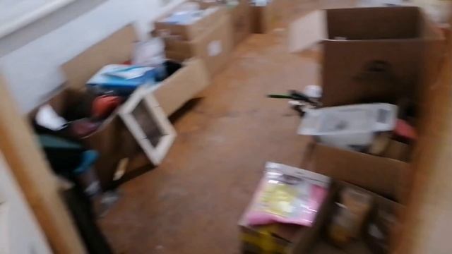 Наш переезд на юг. Как это было. Поменяли котёл и расчищаем двор. Часть 2