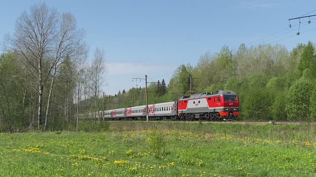 Электровоз ЭП2К-482, перегон Новый Быт - Пупышево