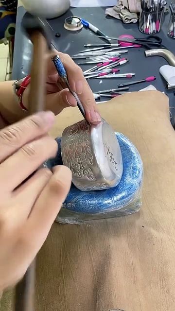 Чайник с позолоченным драконом