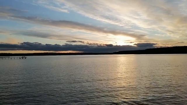 Красивая песня!!! Осень и любовь музыка и исполнение_ Олег Сапегин,слова_ Татьяна Зуева