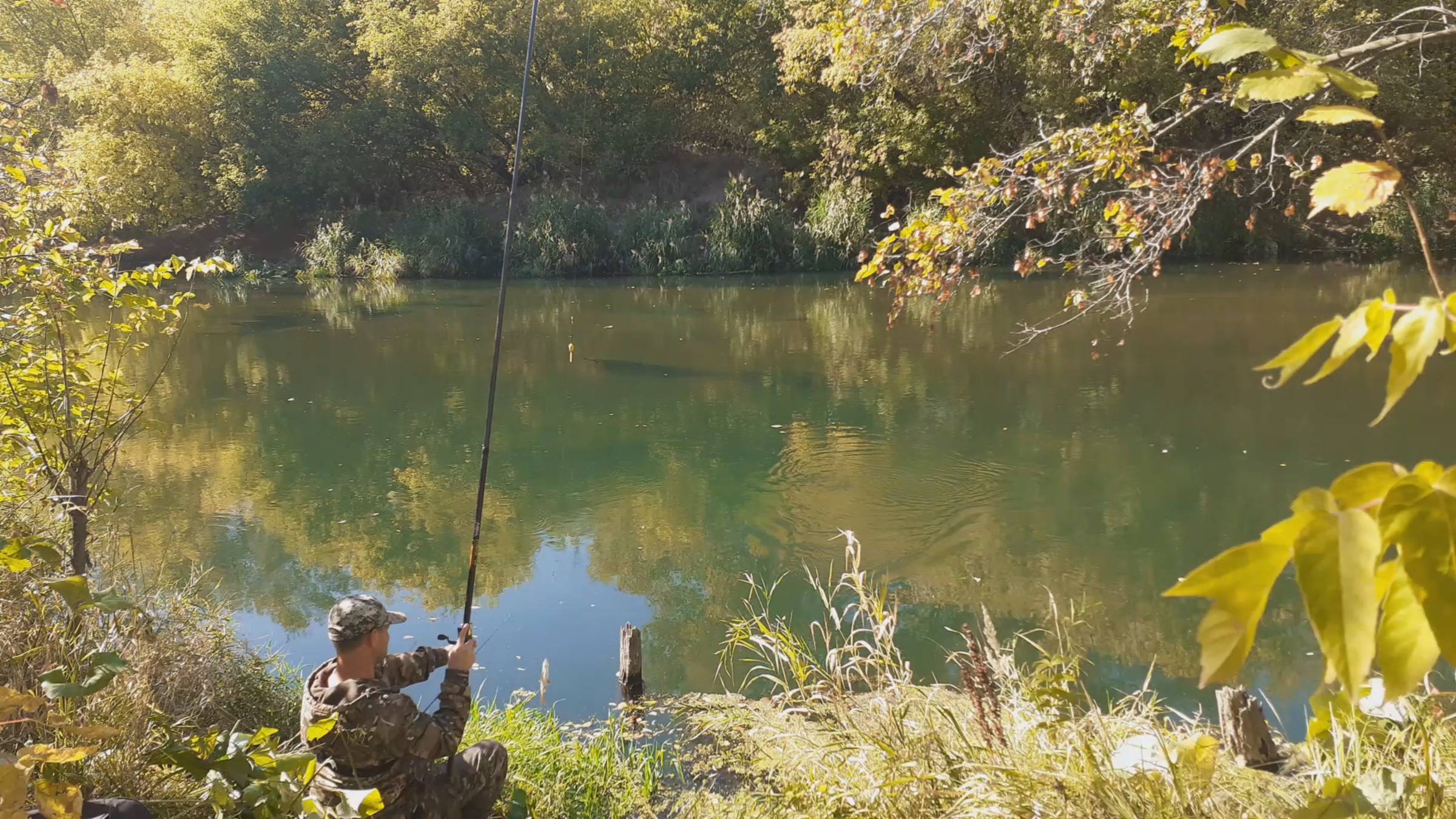 Супер Рыбалка на секретную снасть.Она ловит каждый заброс. Рыбалка на Поплавок!
