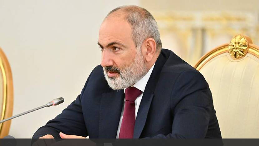 Политолог предрек поражение Пашиняна в противостоянии с церковью