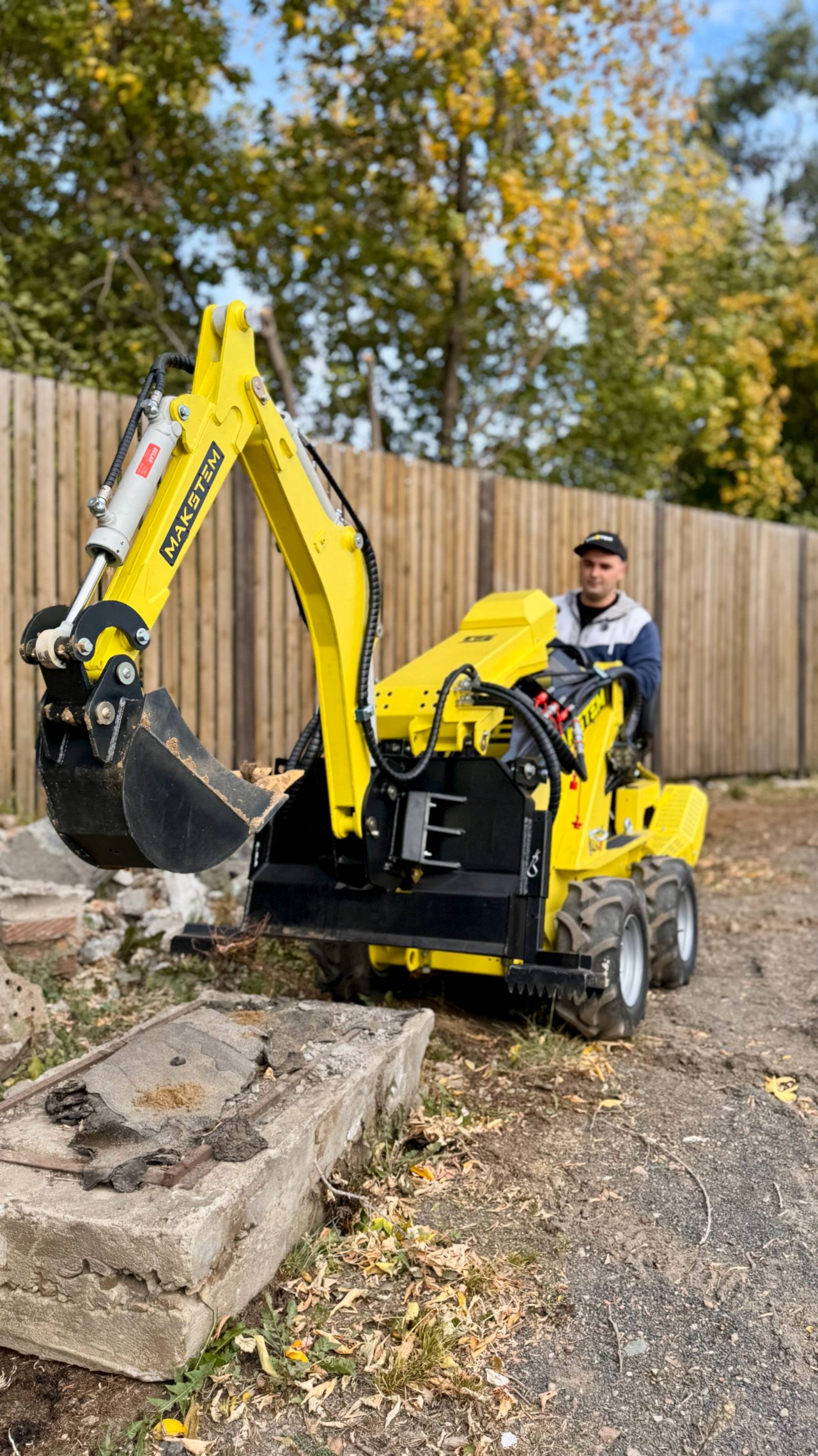 МИНИ ЭКСКАВАТОР ДЖОЙСТИКОВЫЙ #минитрактор #миниэкскаватор #exavator #погрузчик #трактор #экскаватор