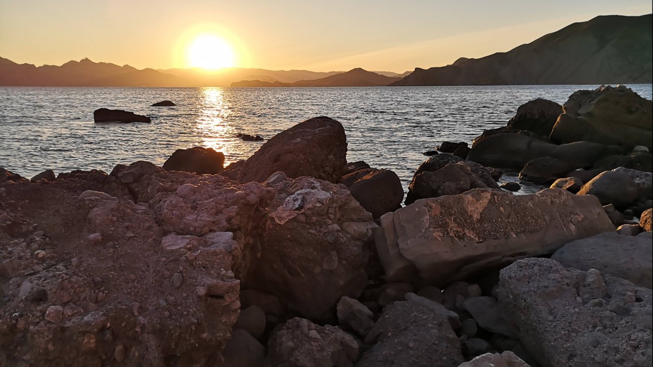 8 сентября 2023 г. Пгт. Орджоникидзе. Прогулка под Васюковкой #крым #орджо #орджоникидзе #васюковка