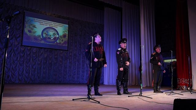Ой по над рекой. Платнировские узоры. 2017 г.