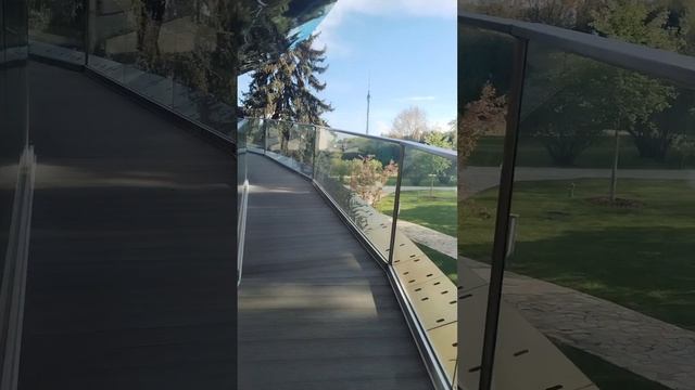 Ландшафтный аттракцион «Лента Мебиуса» на ВДНХ