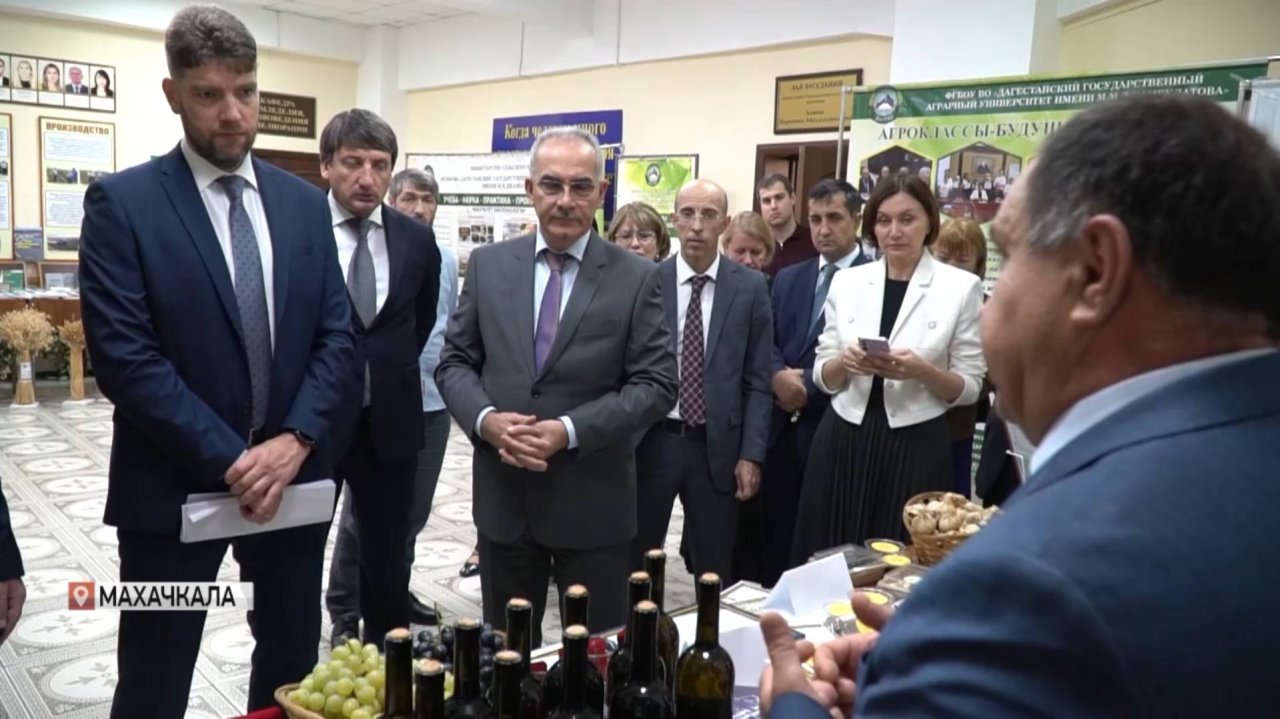 Заместитель министра сельского хозяйства РФ посетил ДагГАУ