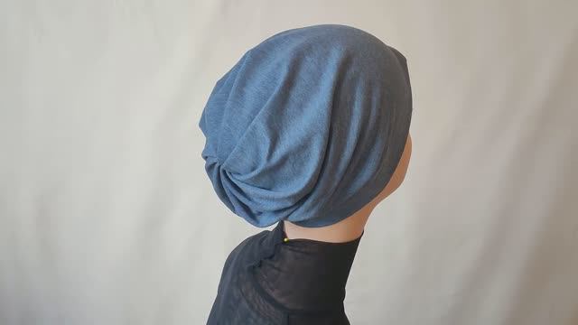 Демисезонная двухслойная шапочка Бини из утепленного хб трикотажа Футер