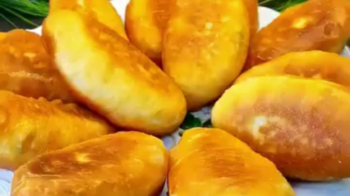 Вкуснейшие ПИРОЖКИ с 1 секретным ингредиентом...🥐🍶😋    Рецепт в описании ✍️