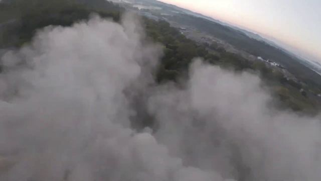 кадры из США, где на заброшенной АЭС взорвали 165-метровую башню