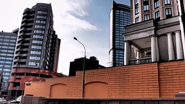 "ИЗ МОСКОВСКИХ ЭКСКУРСИЙ" (Фото Наталии МИХАЙЛОВОЙ (М), муз. - T. LEMMER feat S. GLOSS) (Германия)