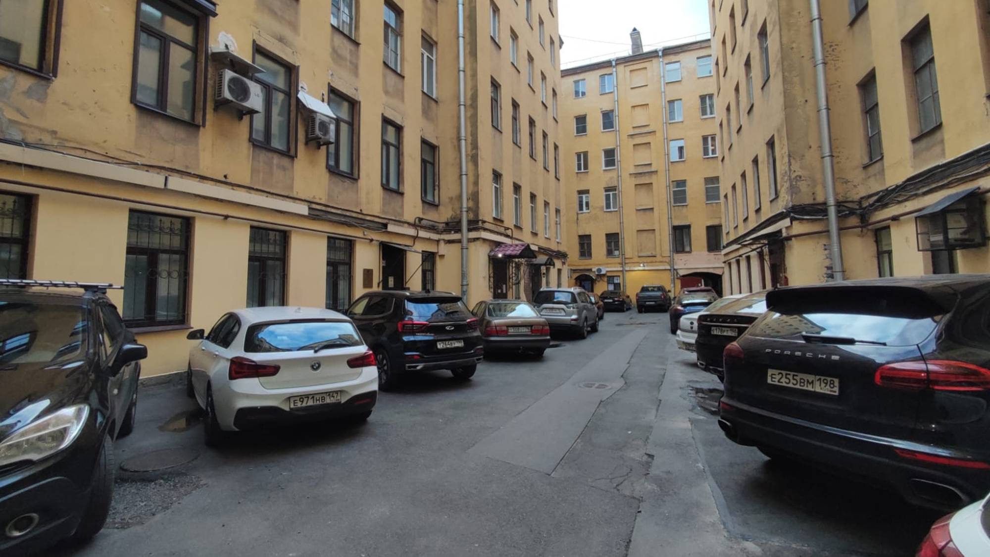 СПБ, Рубинштейна 25, 3х комнатная квартира