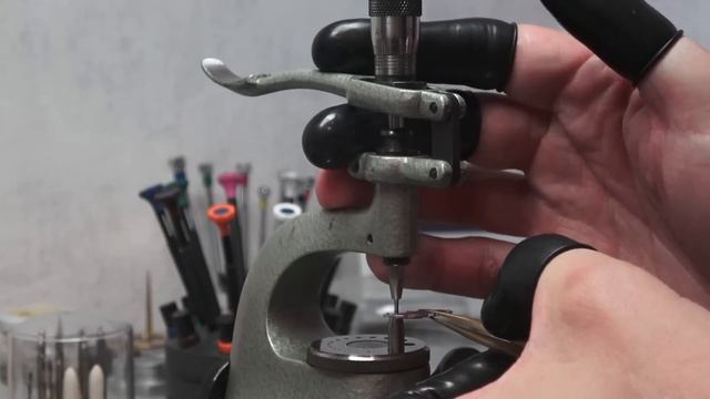 Rolex после авиакатастрофы - Реставрация разбитого Rolex Milgauss 116400GV