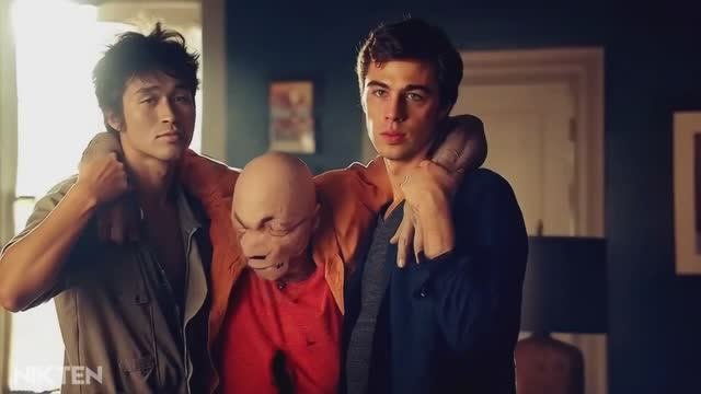 «Дневники вампира». Трейлер. В главных ролях  Виктор Цой и Сергей Бодров.