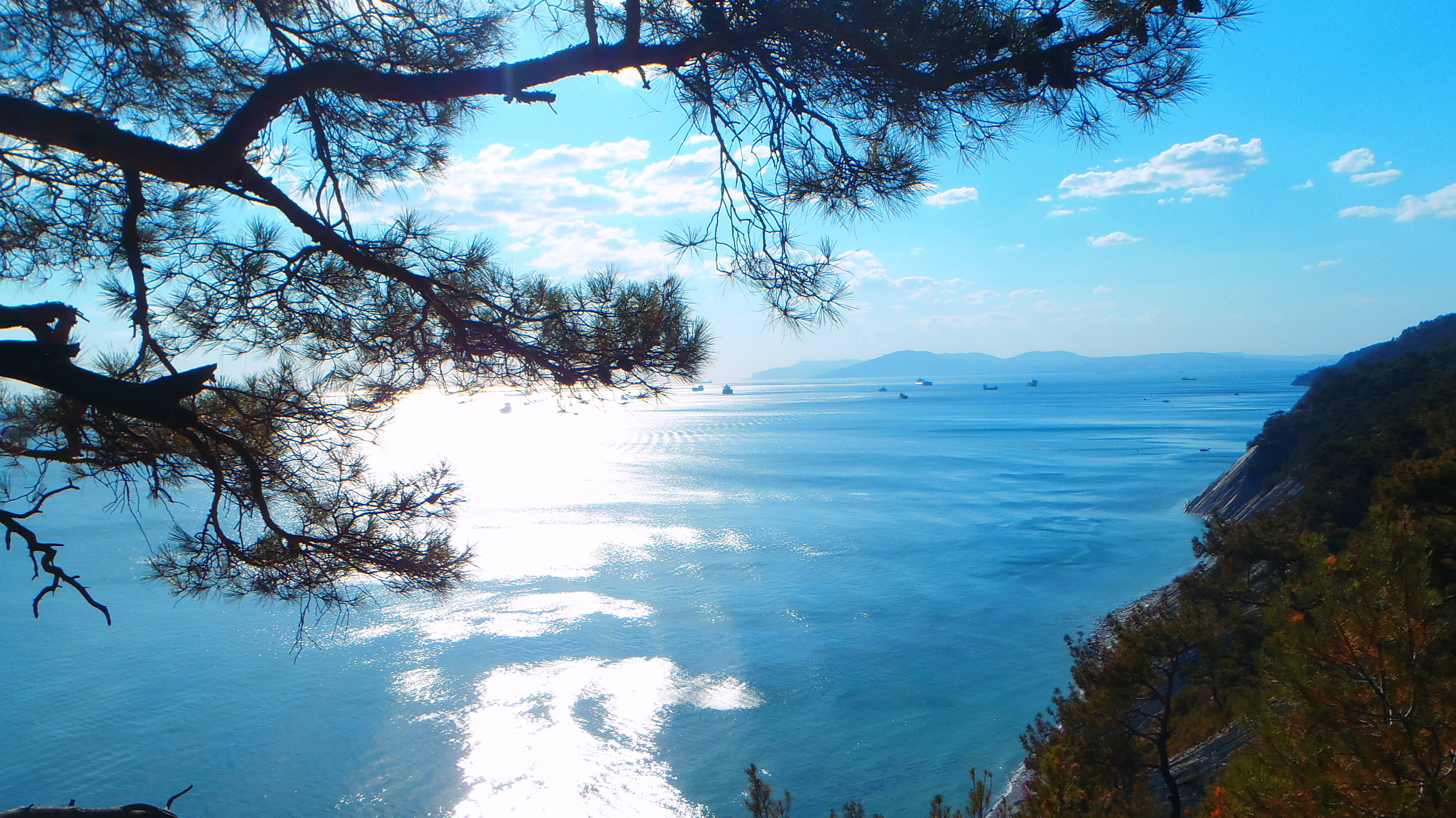 Скала Утюг в районе Геленджика. Пятая щель и дикие пляжи.