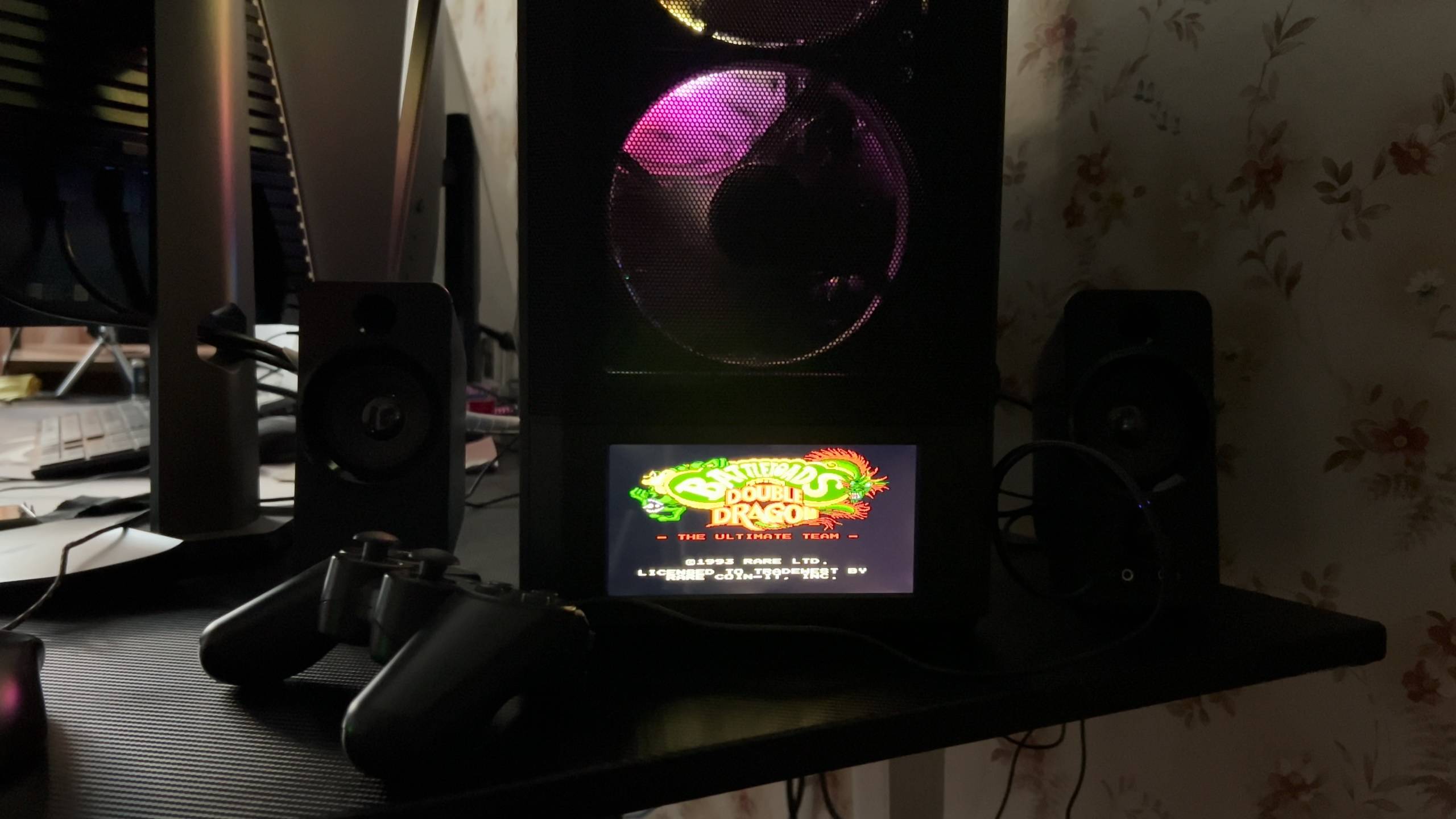 Монитор больше не нужен?