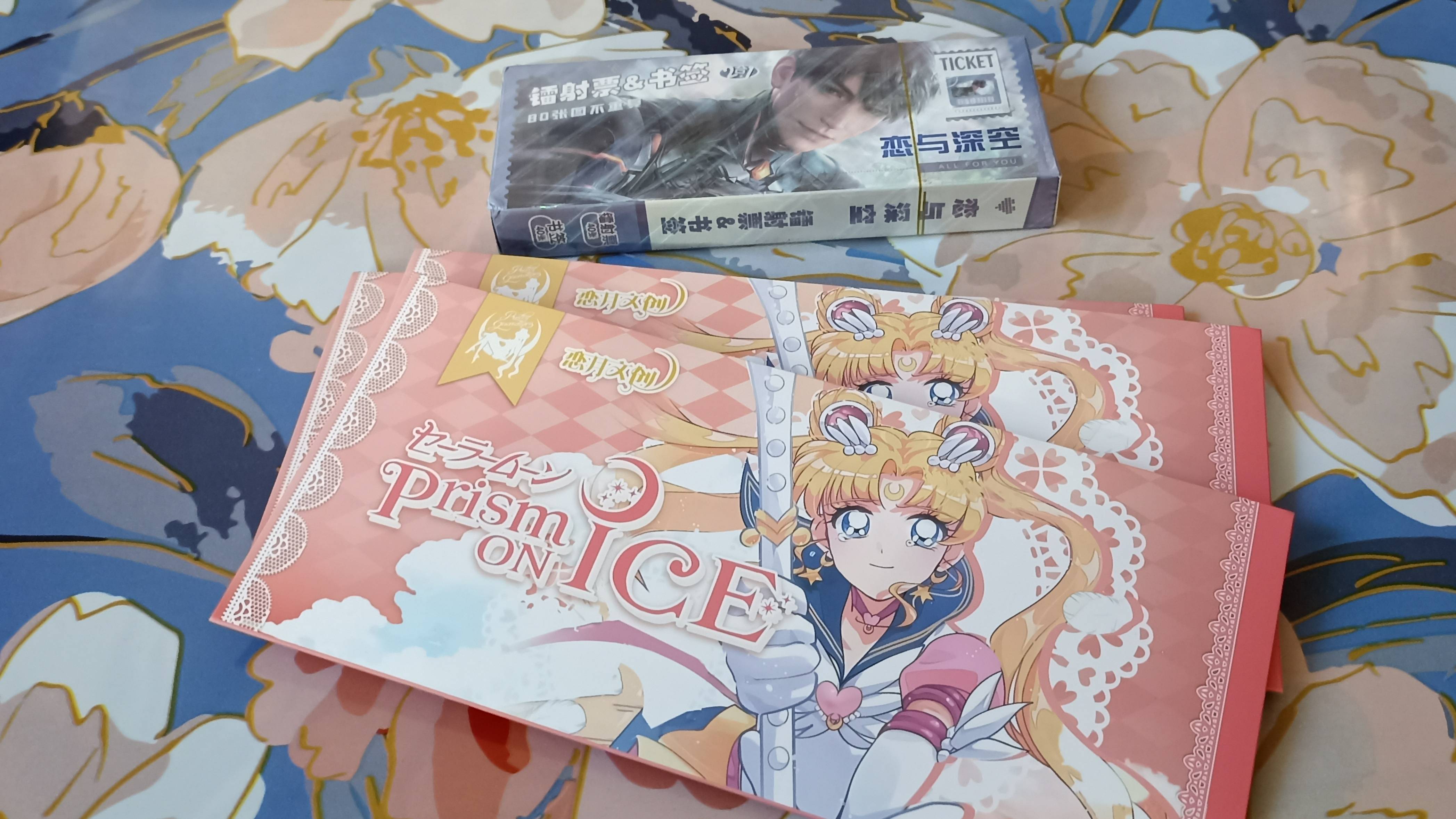 Полароиды Сейлор Мун и билеты  Love and Deepspace