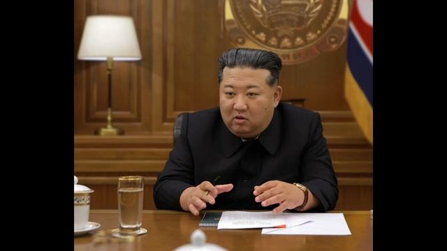 Лидер КНДР Ким Чен Ын встречается с учёными и техниками в атомной энергетике, 27 сентября 2025 года
