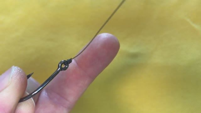 РЫБОЛОВНЫЙ УЗЕЛ КАК ПРИВЯЗАТЬ КРЮЧОК К ЛЕСКЕ.