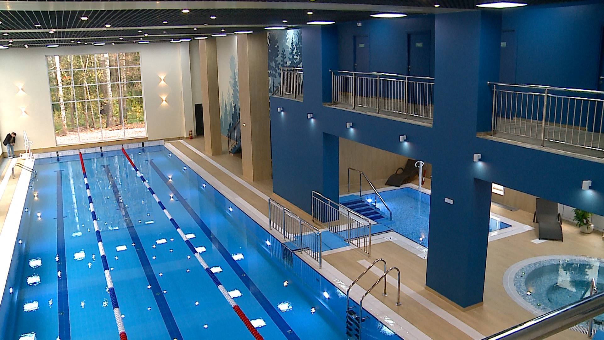 (Рыбинск-40) САНАТОРИЙ ИМЕНИ ВОРОВСКОГО ОТКРЫЛ НОВЫЙ БАССЕЙН