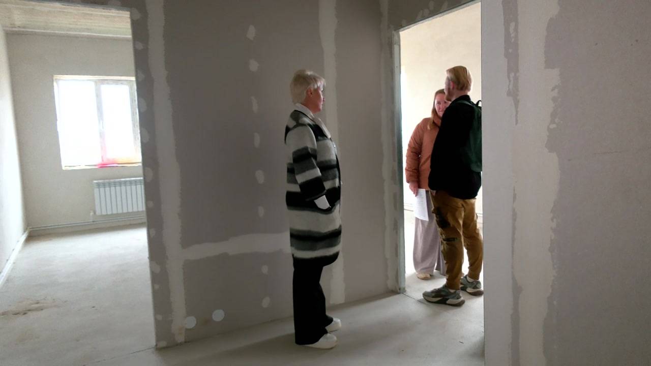 Счастливые новоселы готовятся к ремонту
