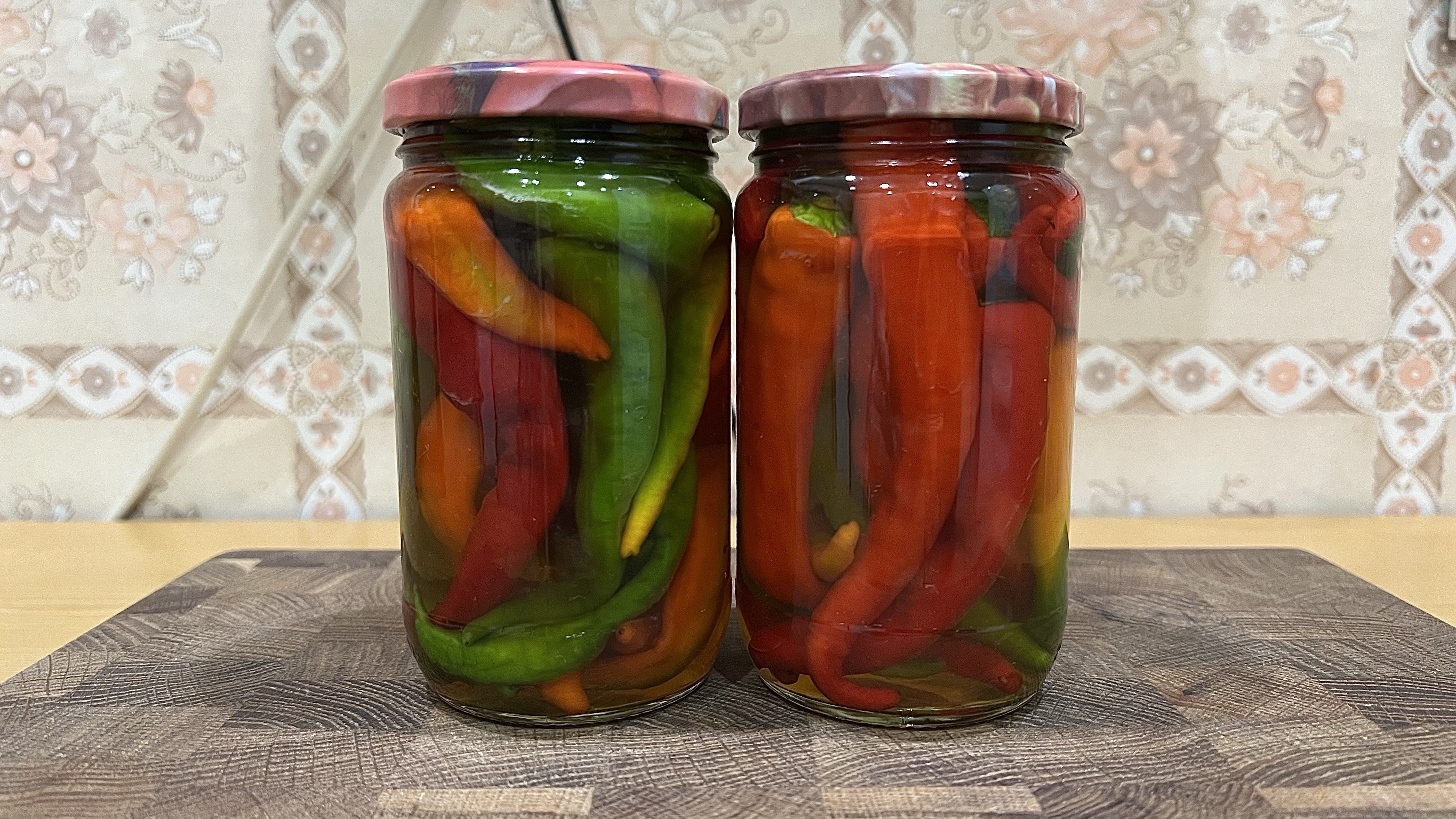 КОНСЕРВАЦИЯ.  ОСТРЫЙ ПЕРЕЦ В МЕДОВОЙ ЗАЛИВКЕ 🌶️