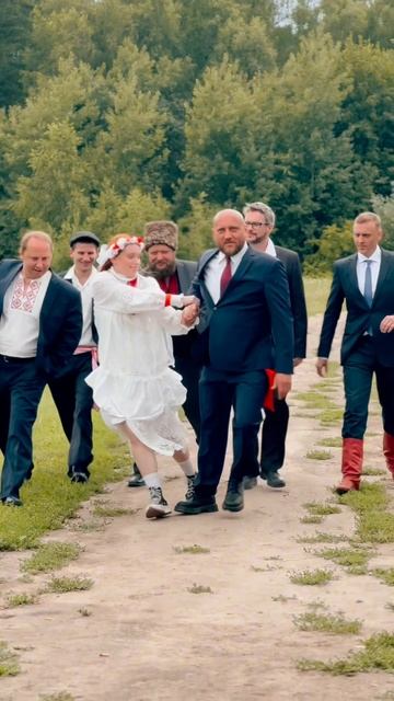 01. Октября премьера клипа