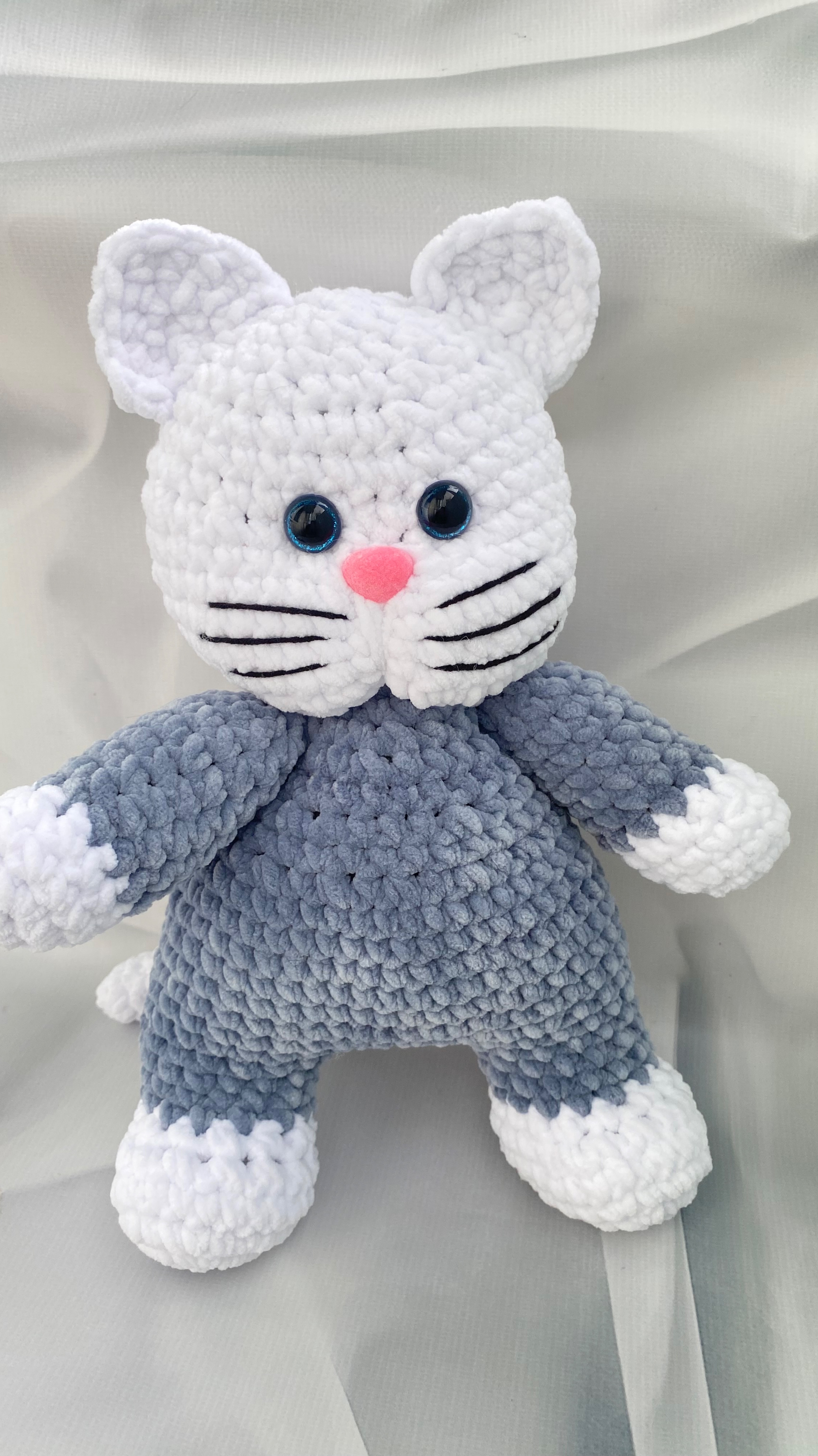 Осваиваю новое направление в вязании - связала милого котика!🐈🐈🐈