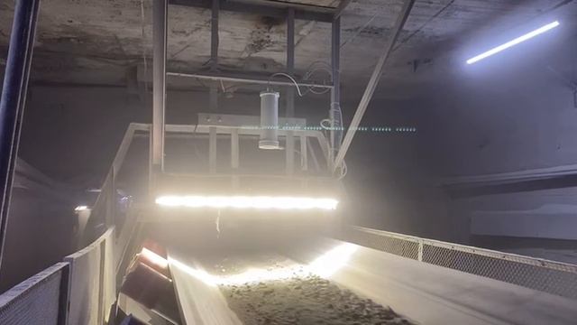 Контроль наличия инородных тел в потоке руды с машинным зрением и нейросетями для Ковдорского ГОК