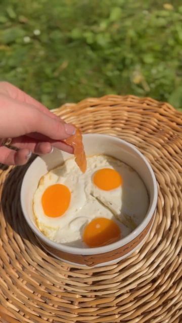 Завтрак на траве (Summer picnic).