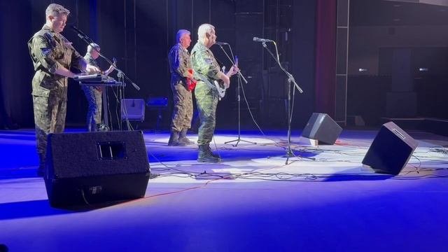 "Не стесняйтесь наград, мужики" - песня легендарного ансамбля ВДВ "Голубые береты"