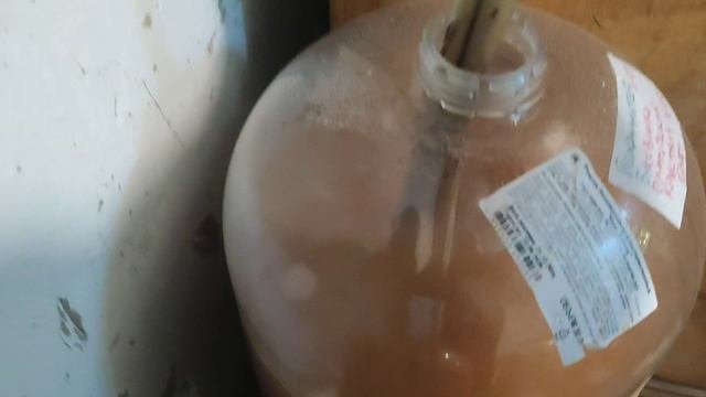 Остановка брожения белого вина с помощью метабисульфита калия