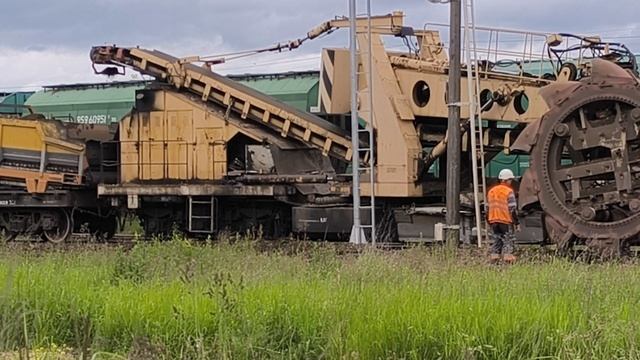 поезд замлекоп