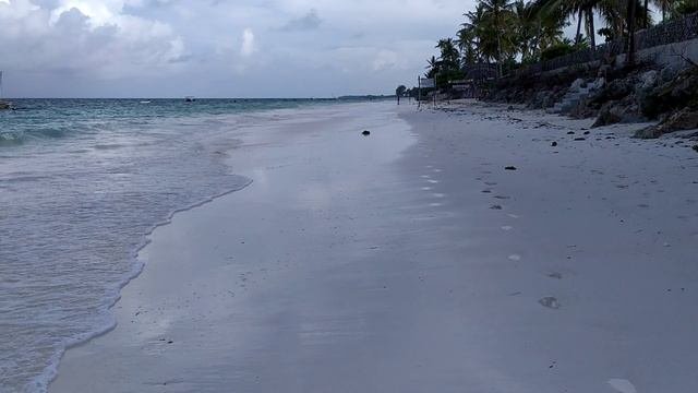 Ах этот белый песок и шум волн!Природа лучший бальзам для души!