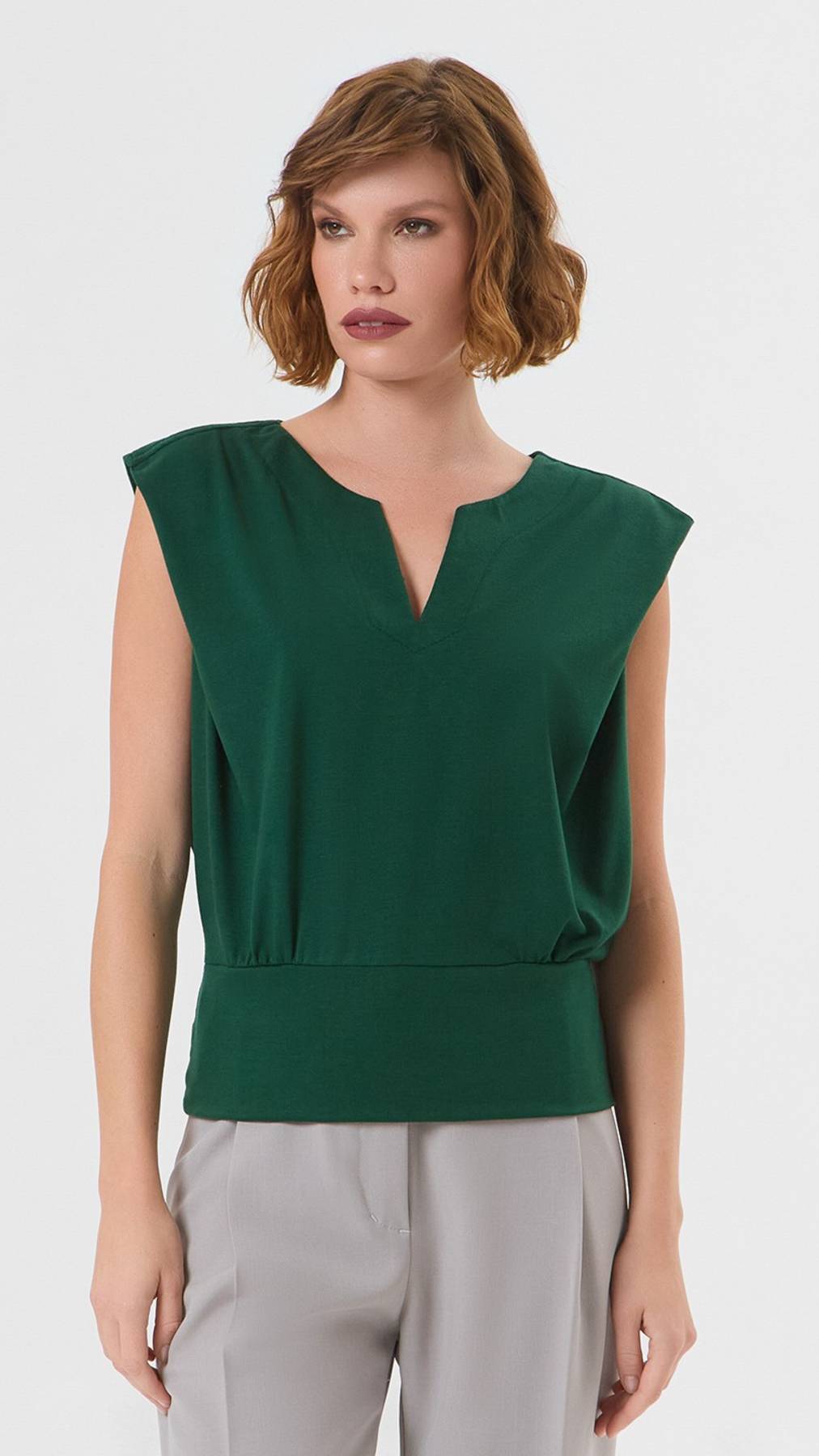 Блузка под пиджак женская LO зеленая Артикул: 1125200413