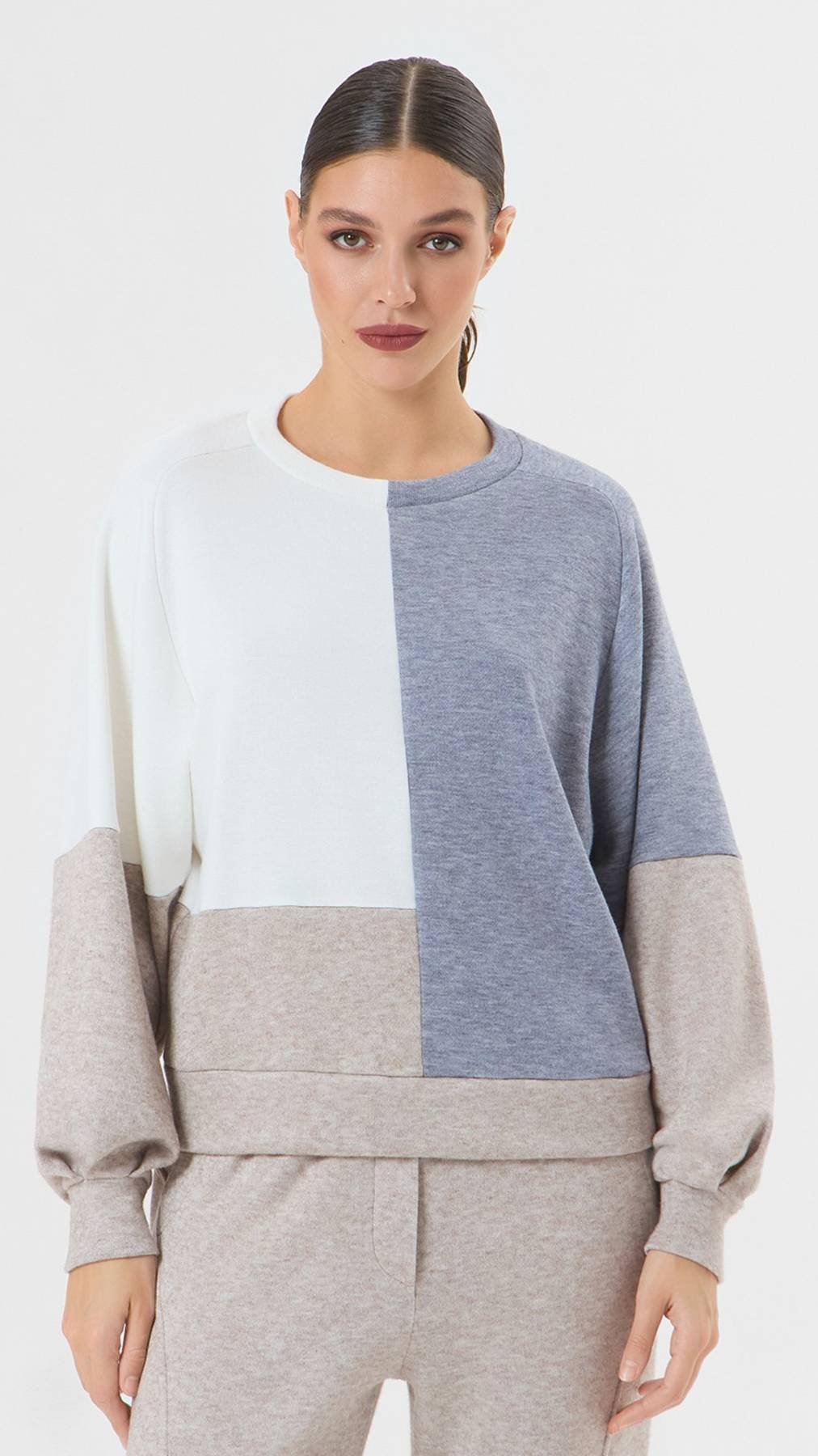 Джемпер женский теплый LO белый Артикул: 0925202801