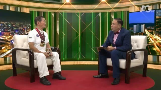 Непобежденный рекордсмен-тяжеловес