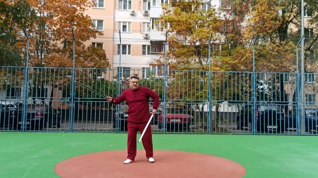 Разминка со стальным кнутом Цинь Цюн (9)