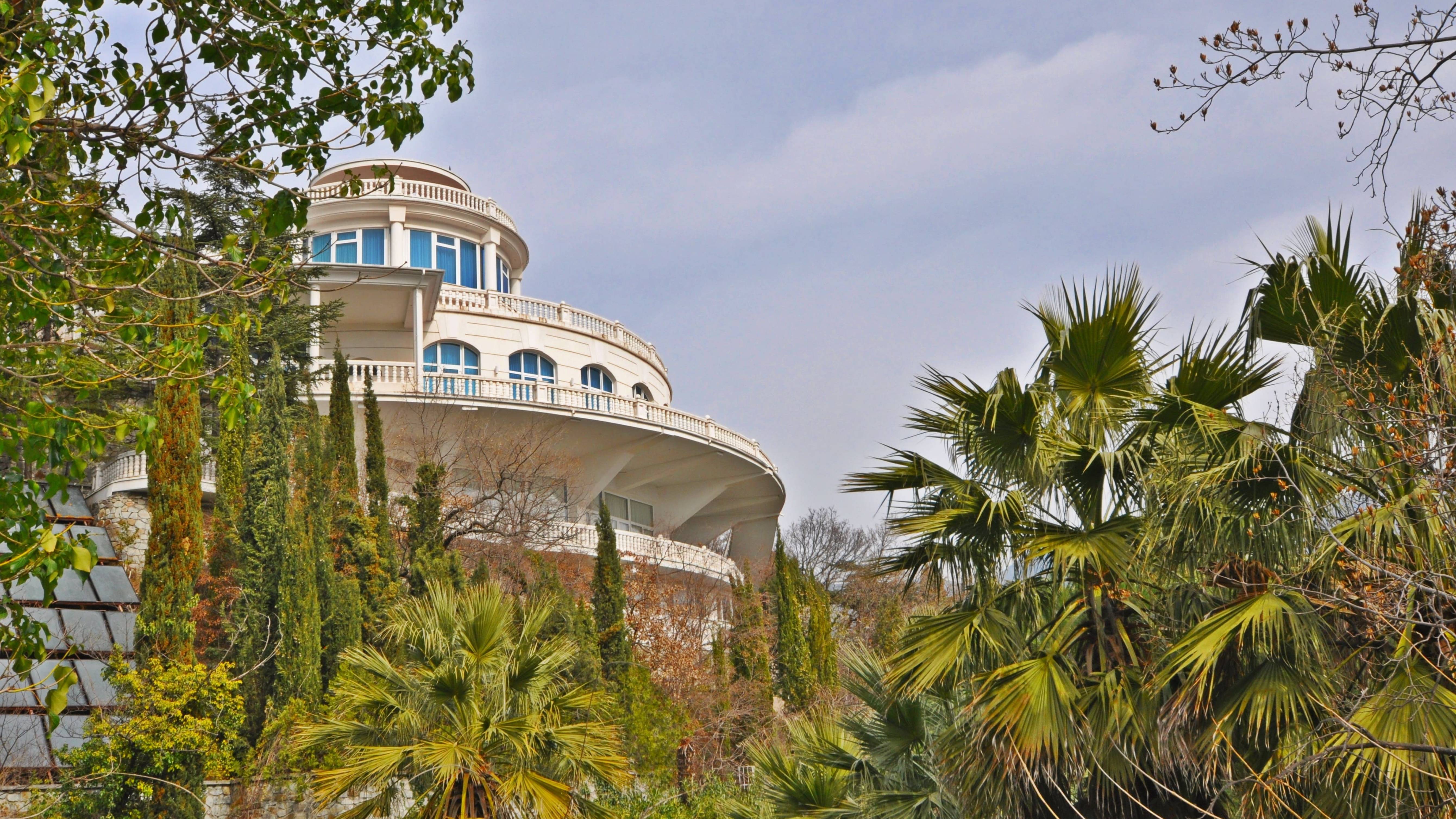 Обзор виллы в центре Ялты на продажу улица Павленко