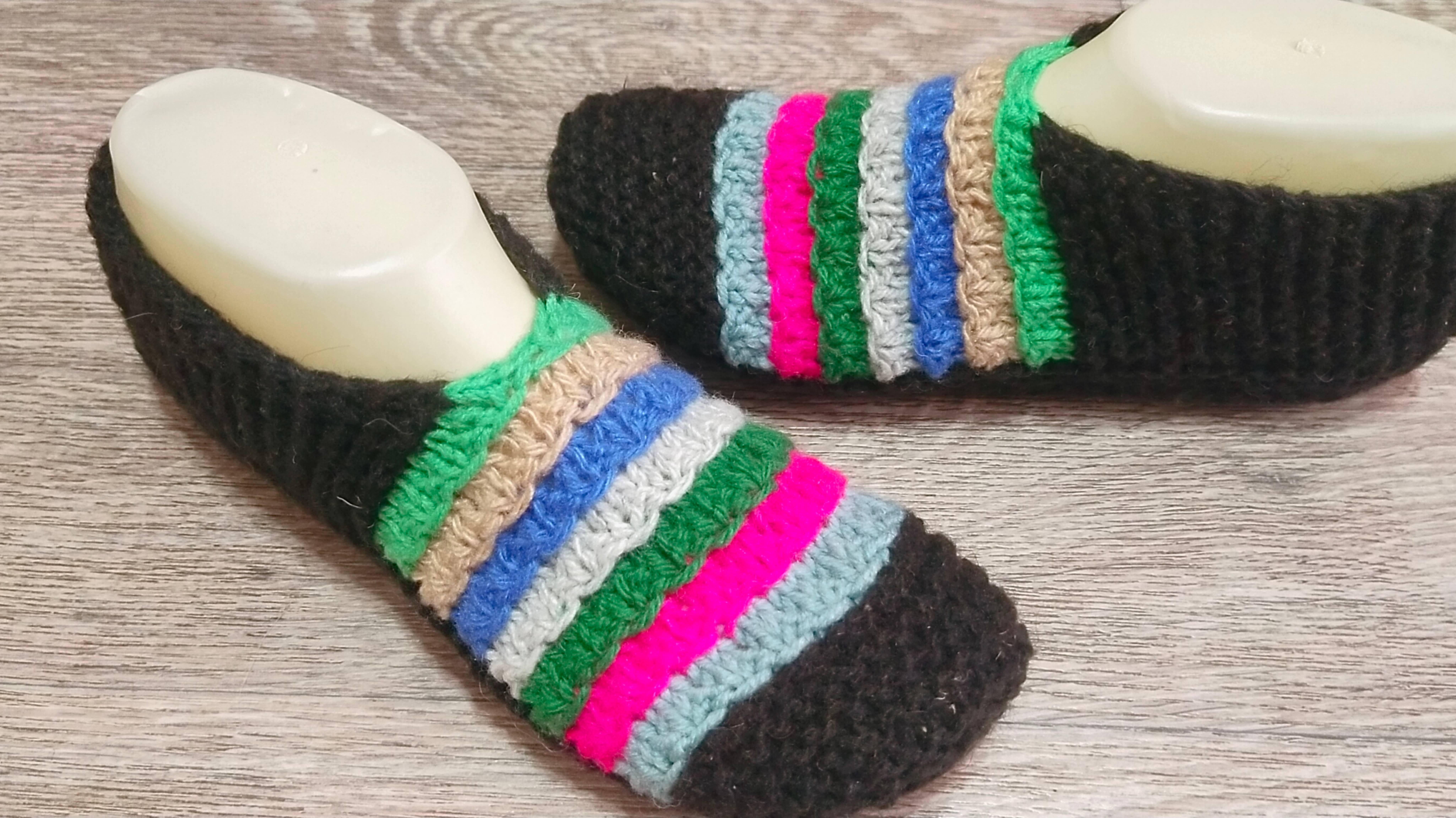 Снова захотелось их связать 😀 Следки из остатков пряжи 🧶