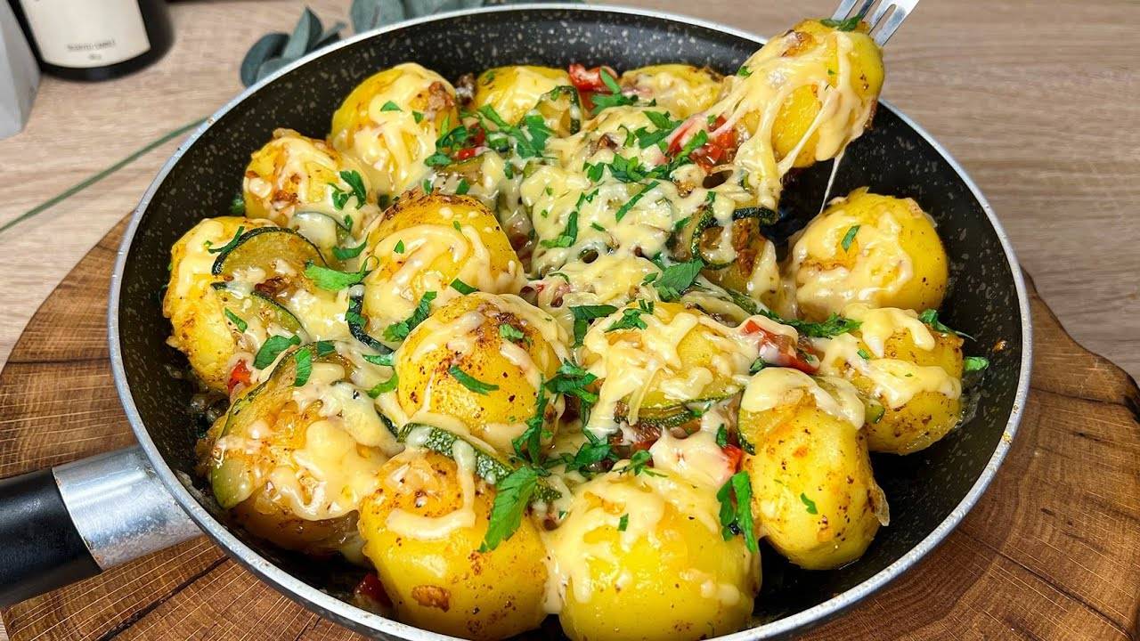 Это самая вкусная картошка, которую я когда либо ела! Простой и вкусный рецепт