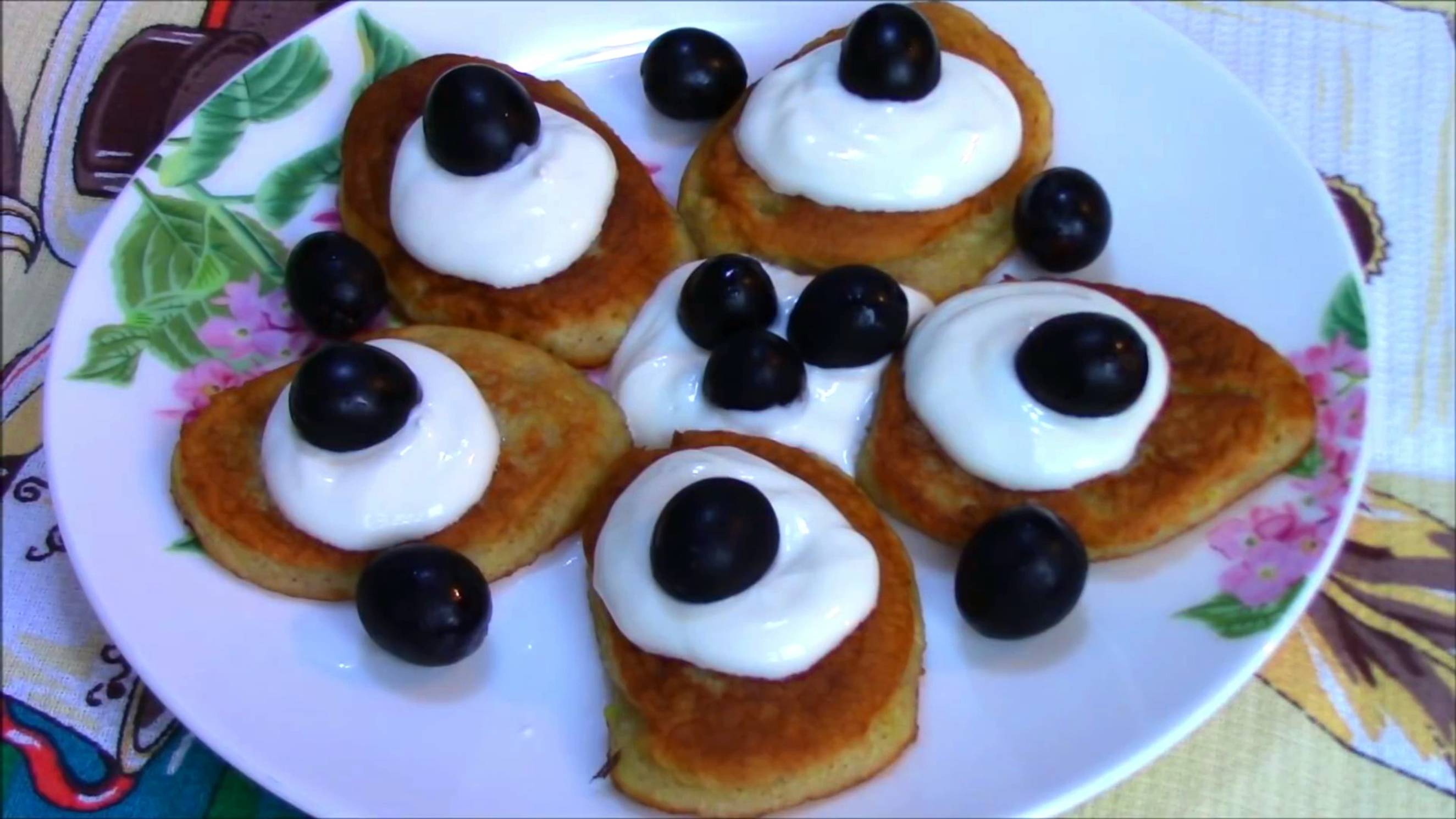 Как приготовить фруктовые оладьи.