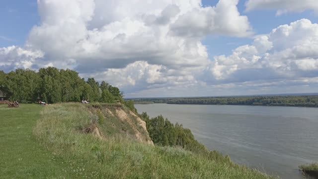 Руян-на-Оби - вид на Обь и маяк.