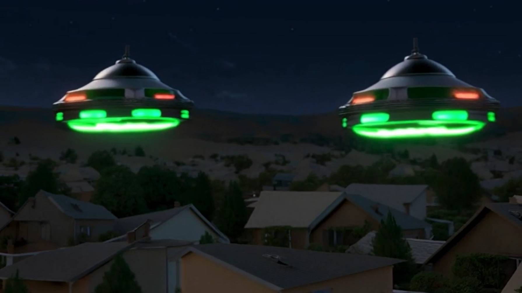 Отряд НЛО над Евпаторией и набережной Горького.