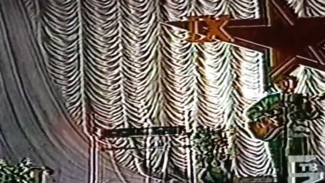 Владимир Макаров исполняет песню Михаила Михайлова "Николаич"