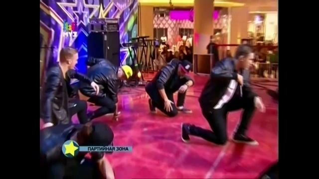 Влад Соколовский - Партийная зона МУЗ-ТВ | 20.10.2013, ТРЦ Vegas