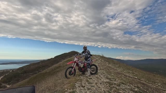 Talaria 5500,mx5, sting pro, электро байк, хард эндуро, в горах