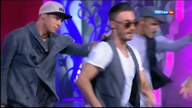 Влад Соколовский - Города (шоу "Субботний вечер" от 27.09.14, канал Россия-1)