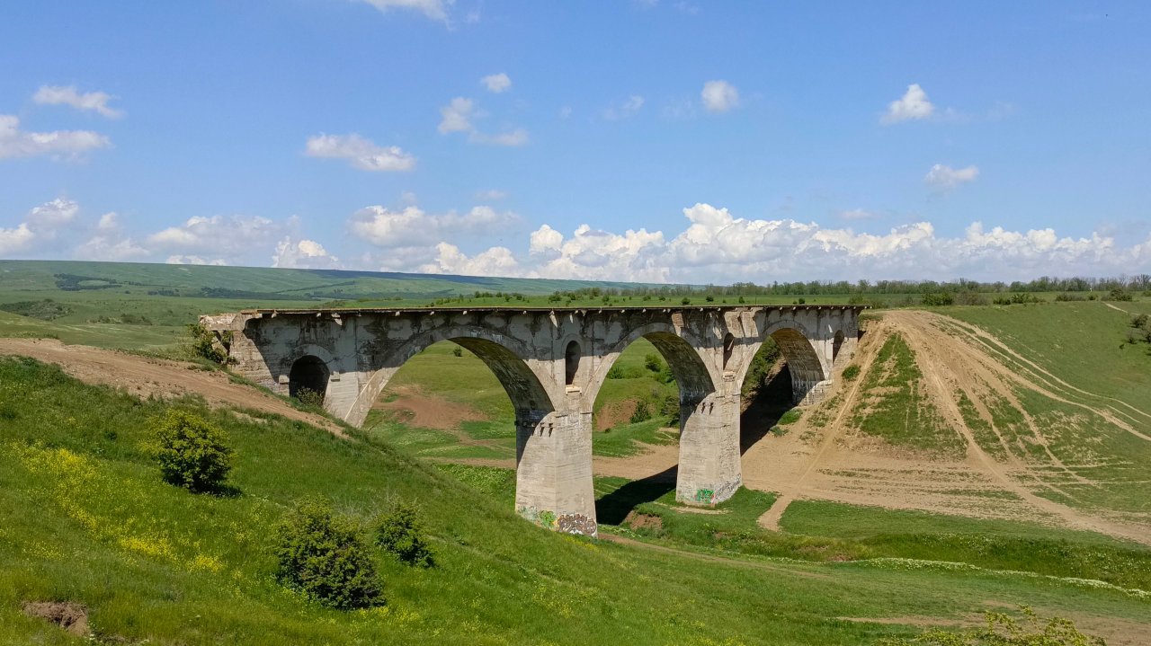 Веселовский мост часть заброшенной Туапсинской железной дороги чудо инженерной мысли предков.